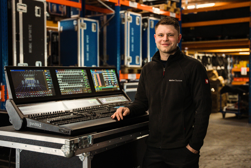 Mohr, Silas | Walter System